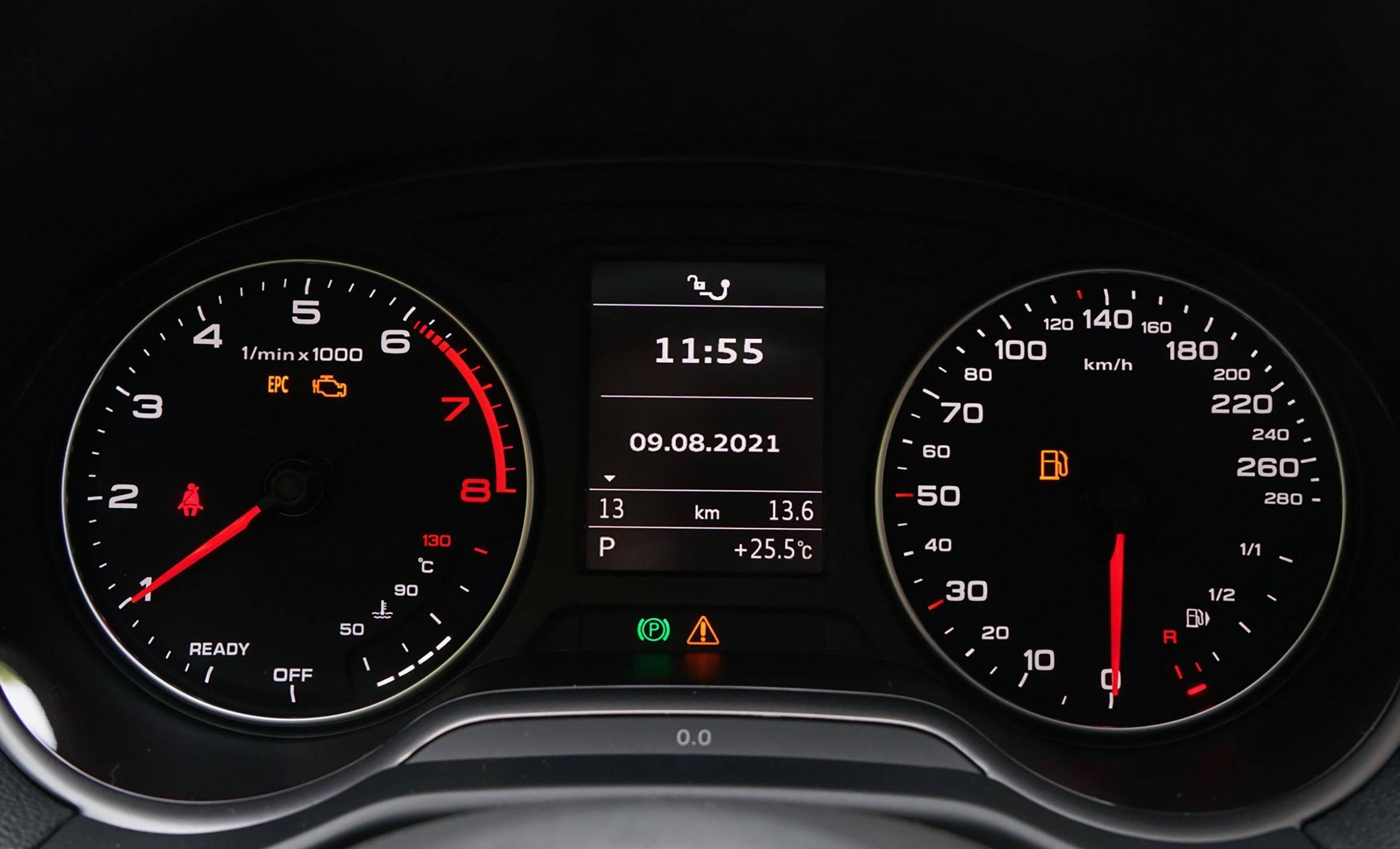 奥迪Q2L打响价格战，优惠近7万，综合油耗6L，这次够诚意吗？_搜狐汽车_搜狐网