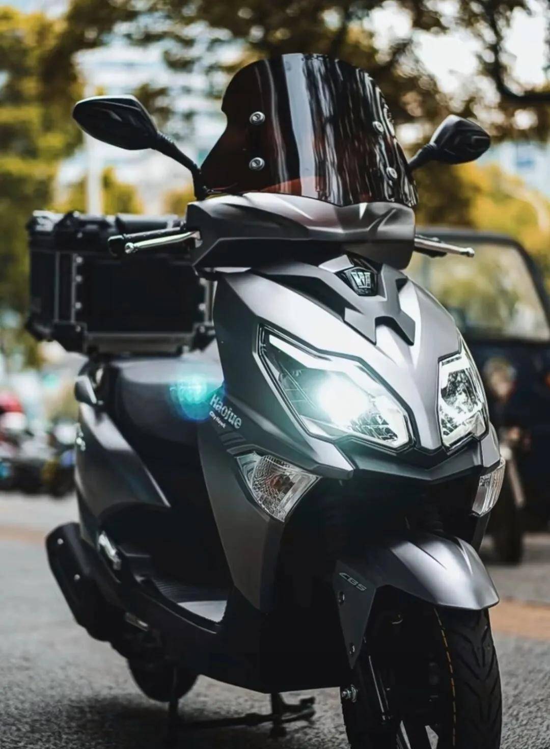 一款不温不火的踏板，豪爵AFR125_搜狐汽车_搜狐网