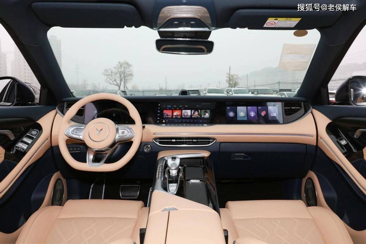 “大五座”SUV的对决！岚图FREE对比蔚来ES7，谁更值得入手？_搜狐汽车_搜狐网