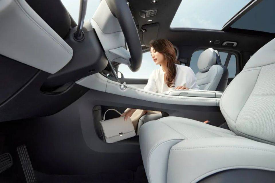 双电机四驱全新蔚来ES6上市36.8万起！_搜狐汽车_搜狐网