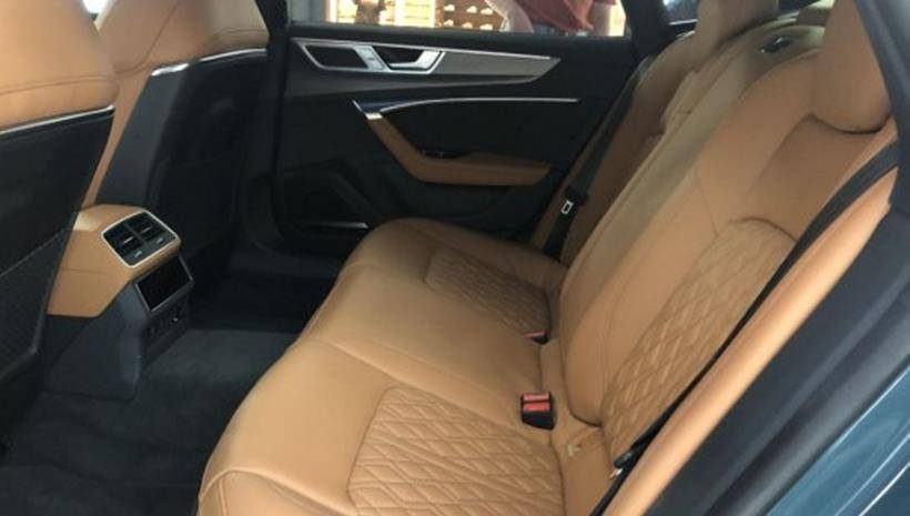 全新上汽奥迪A7L实车，取消大溜背，化身豪华行政轿车，还香吗？_搜狐汽车_搜狐网