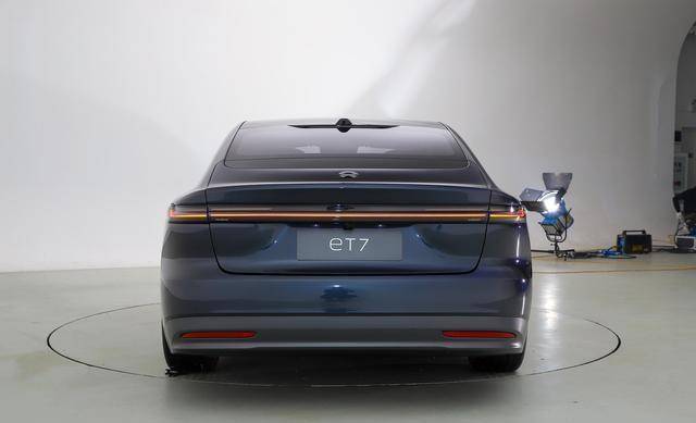 蔚来ET7上市，售价45-53万元，最大扭矩850n.m，你觉得值吗？_搜狐汽车_搜狐网