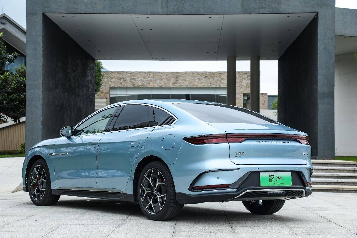 实测亏电油耗仅4L，汉DM-i冠军版多面全能，无愧B级标杆_搜狐汽车_搜狐网