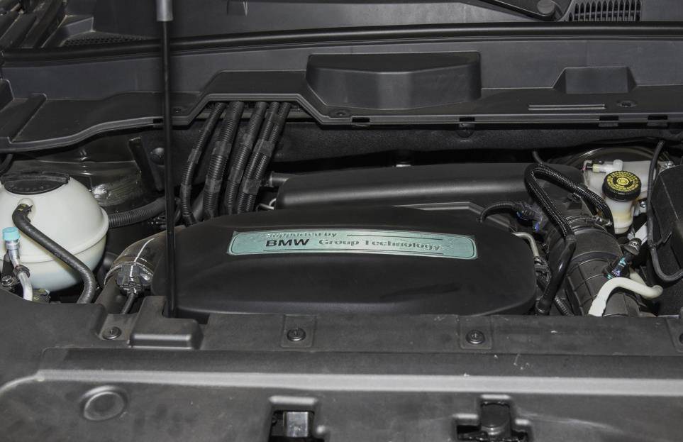 一款有气质的SUV，全黑车身，1.6T吸取204马力，终身质保，13万_搜狐汽车_搜狐网