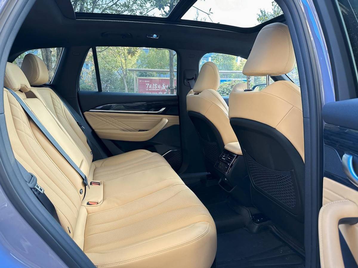 兼顾性能和续航，星越L Hi·P迎战护卫舰07，谁能笑到最后？_搜狐汽车_搜狐网