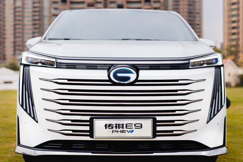腾势D9有对手了！传祺E9：2.0T的插混车，纯电续航106km_搜狐汽车_搜狐网
