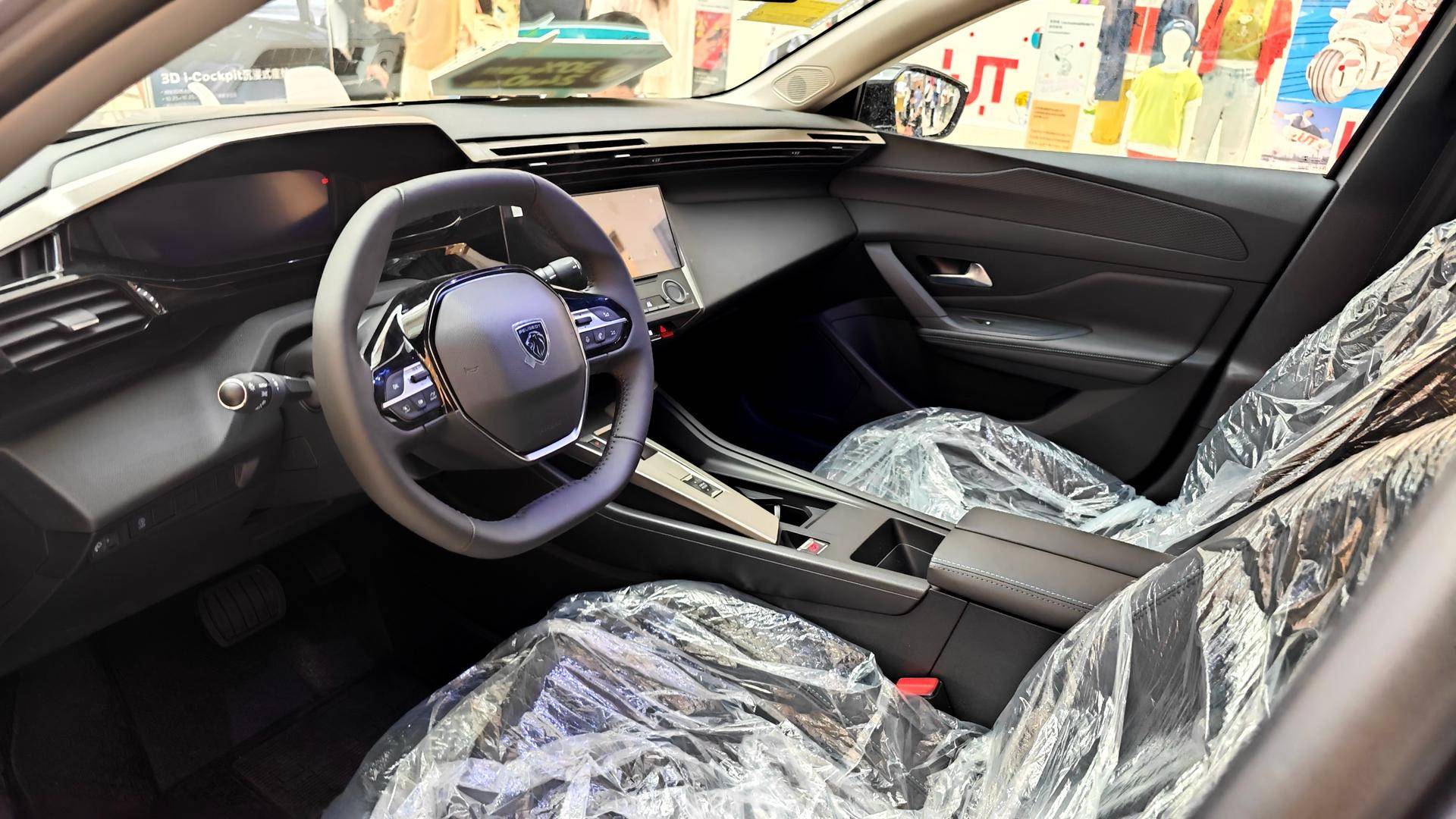 换壳凡尔赛C5 X？探店实拍标致480X 法系车的浪漫你懂不懂？_搜狐汽车_搜狐网