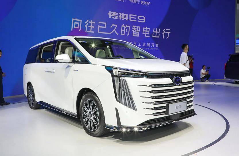 定位相同，腾势D9 DM-i对比传祺E9，谁才是插混MPV之王？_搜狐汽车_搜狐网