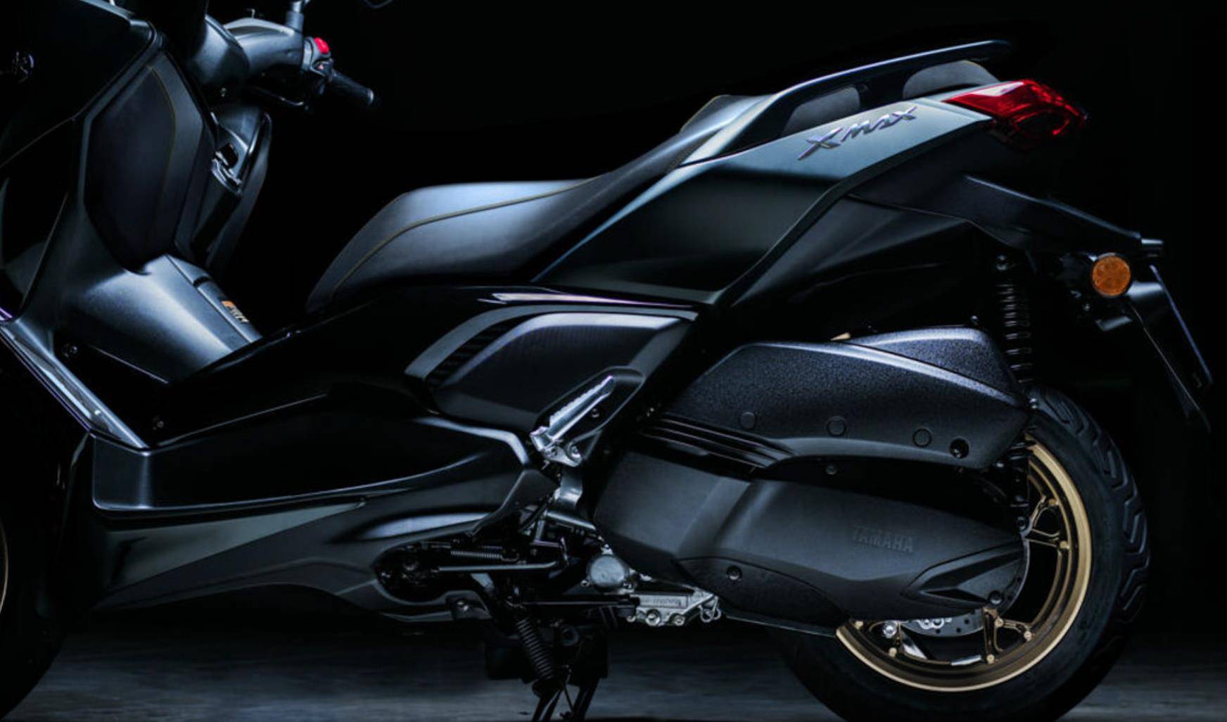 2023款雅马哈XMAX 300 Tech版详解，国内车友不必羡慕_搜狐汽车_搜狐网