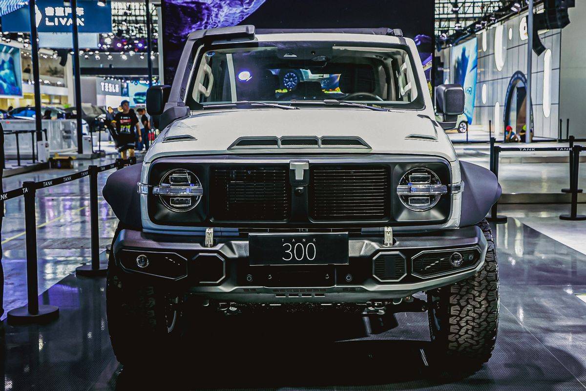 坦克500 Hi4-T亮相重庆车展 坦克品牌创领越野新能源时代_搜狐汽车_搜狐网