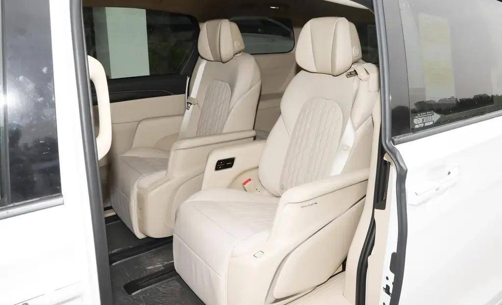 拥有中式美学的红旗HQ9，是否有“硬刚”GL8的实力？_搜狐汽车_搜狐网