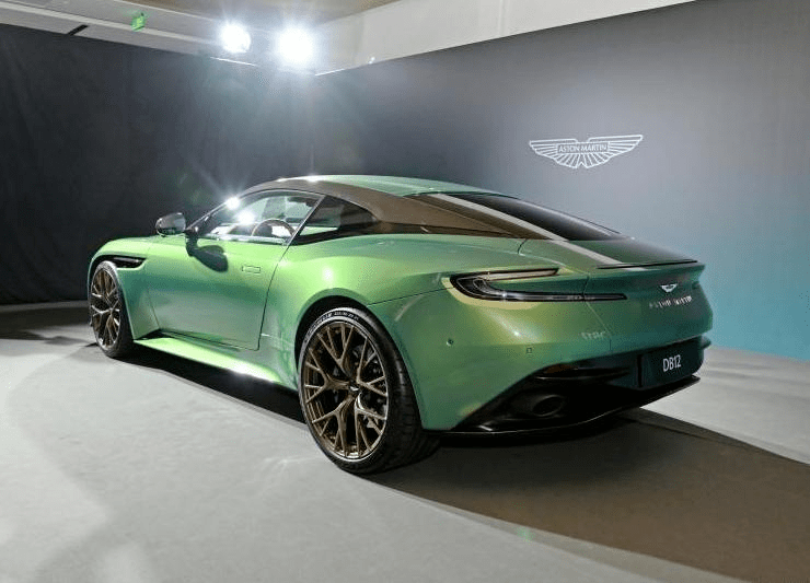 兼具豪华与性能，售251.8万起 阿斯顿·马丁DB12上市_搜狐汽车_搜狐网