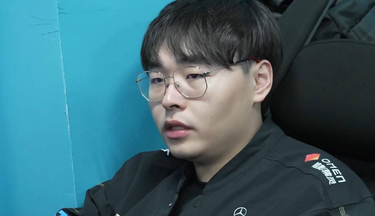 RNG更换主教练，粉丝大骂CEO，自从来战队之后，没干过一件好事_Sin_比赛_全华班