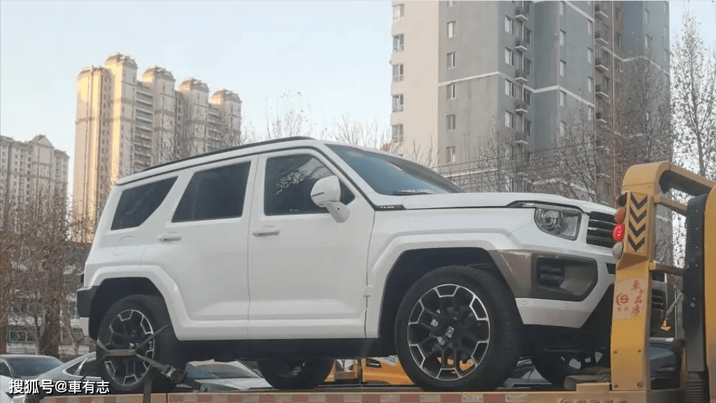 比仰望U8更唬人？坦克700大量实拍照曝光，搭载3.0T V6动力_搜狐汽车_搜狐网