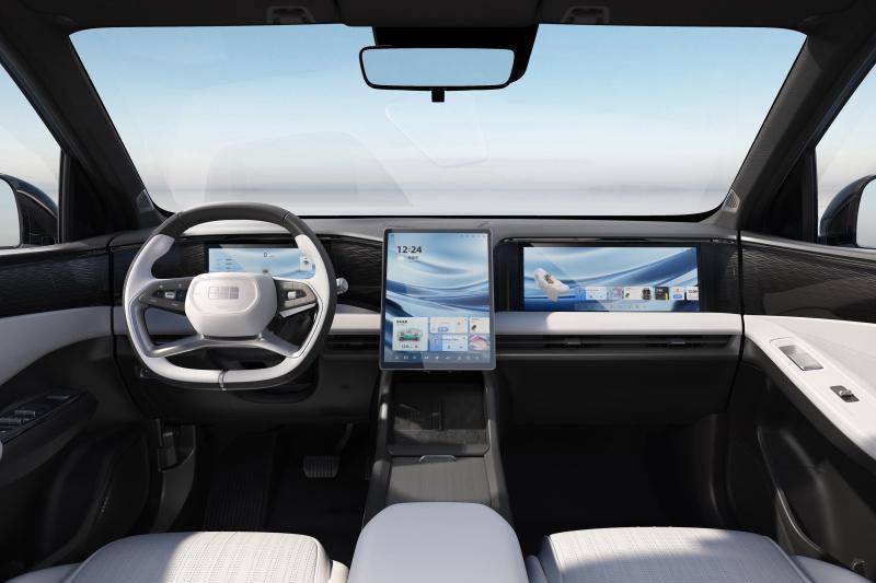 吉利亮出“王牌”！银河L7上市！13.87万起，配雷神8848+神盾电池_搜狐汽车_搜狐网