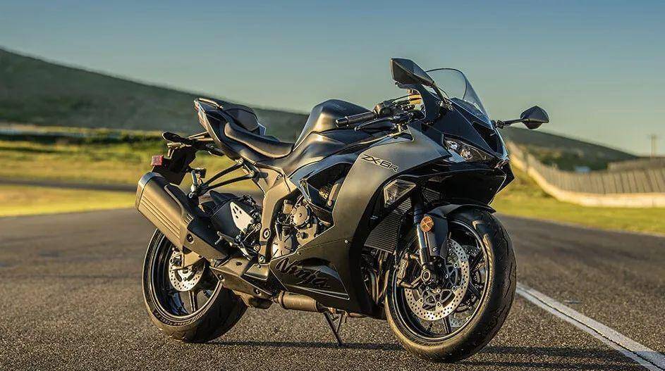 11299美元起！川崎ZX-6R新款海外上市，前脸大变，配置小幅度提升_搜狐汽车_搜狐网