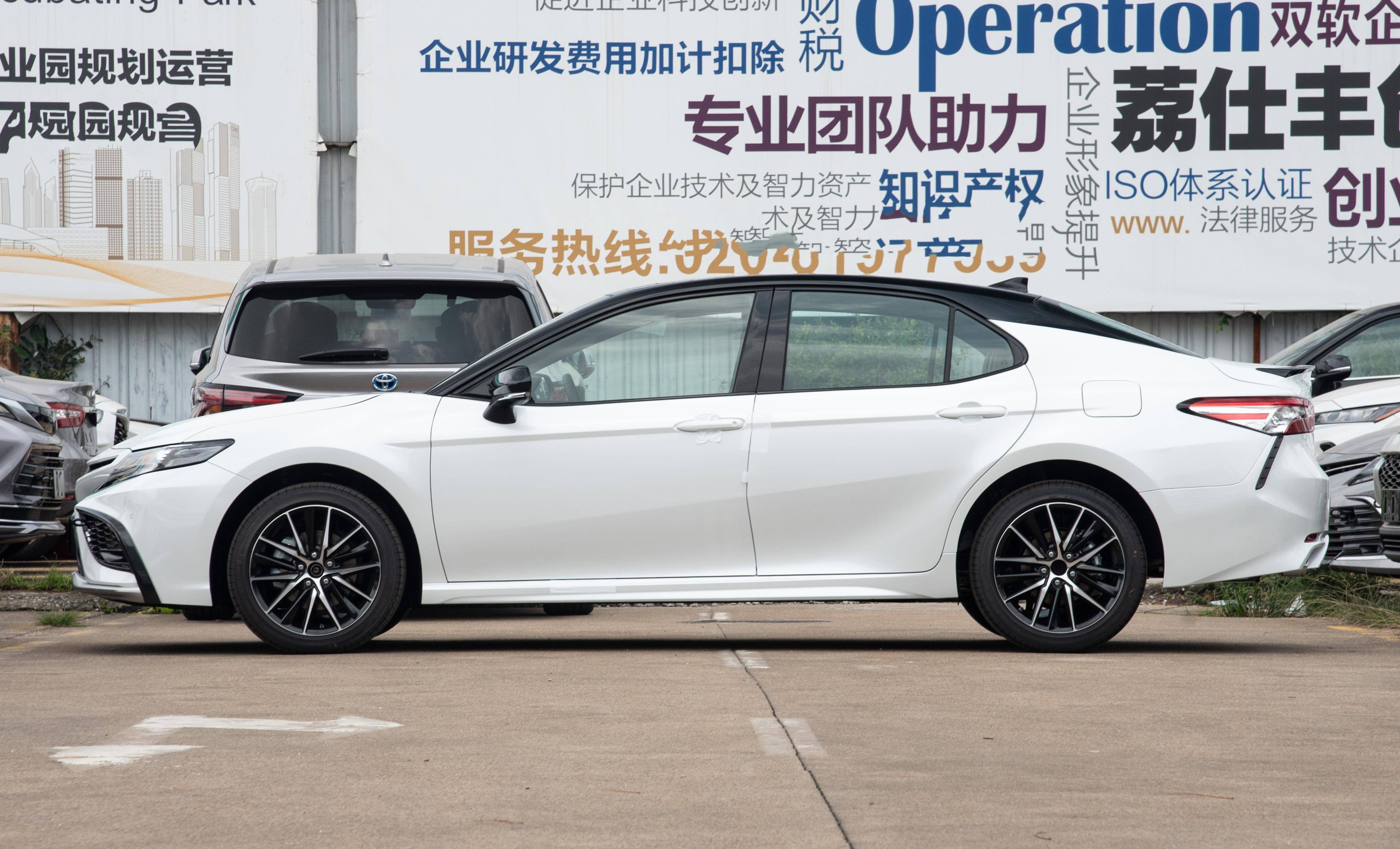 价格接连下探，配L2级辅助驾驶，车身长4900mm，凯美瑞够诚意吗？_搜狐汽车_搜狐网