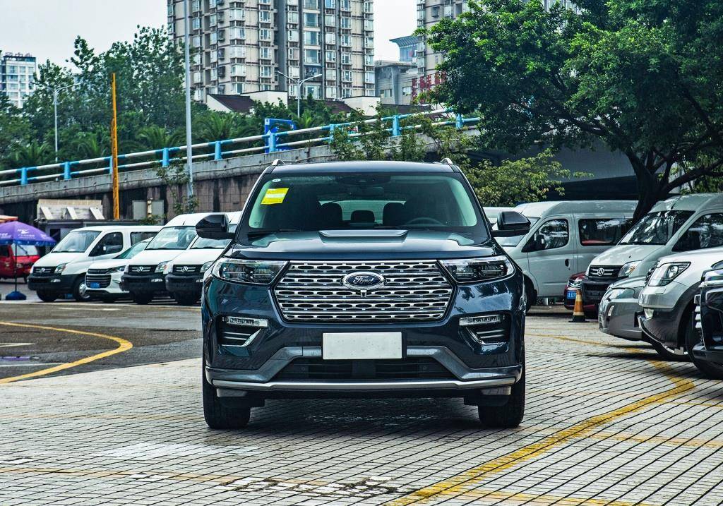 2.3T＋10AT！这台中大型SUV操控一流，空间很大，比大众揽境还香_搜狐汽车_搜狐网