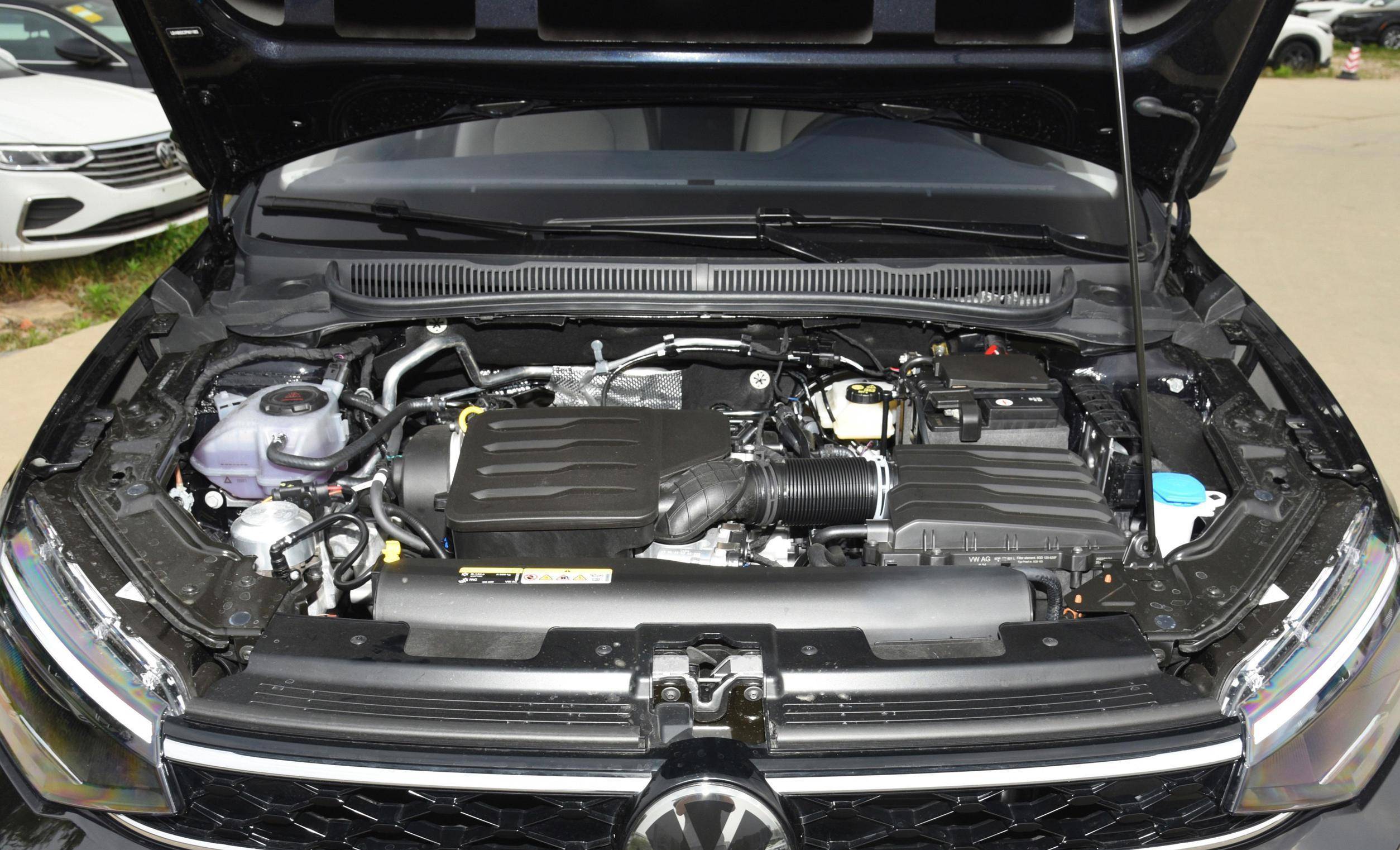 大众朗逸新锐售9.999万元起，配1.5L+6AT变速箱，家用到底怎么样_搜狐汽车_搜狐网