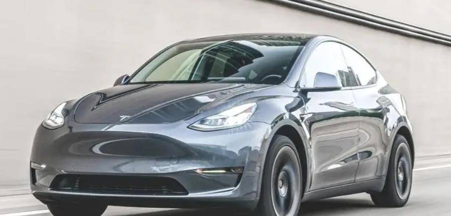 31天大卖31054辆，坐稳销量头把交椅，Model Y为何能越卖越火？_搜狐汽车_搜狐网