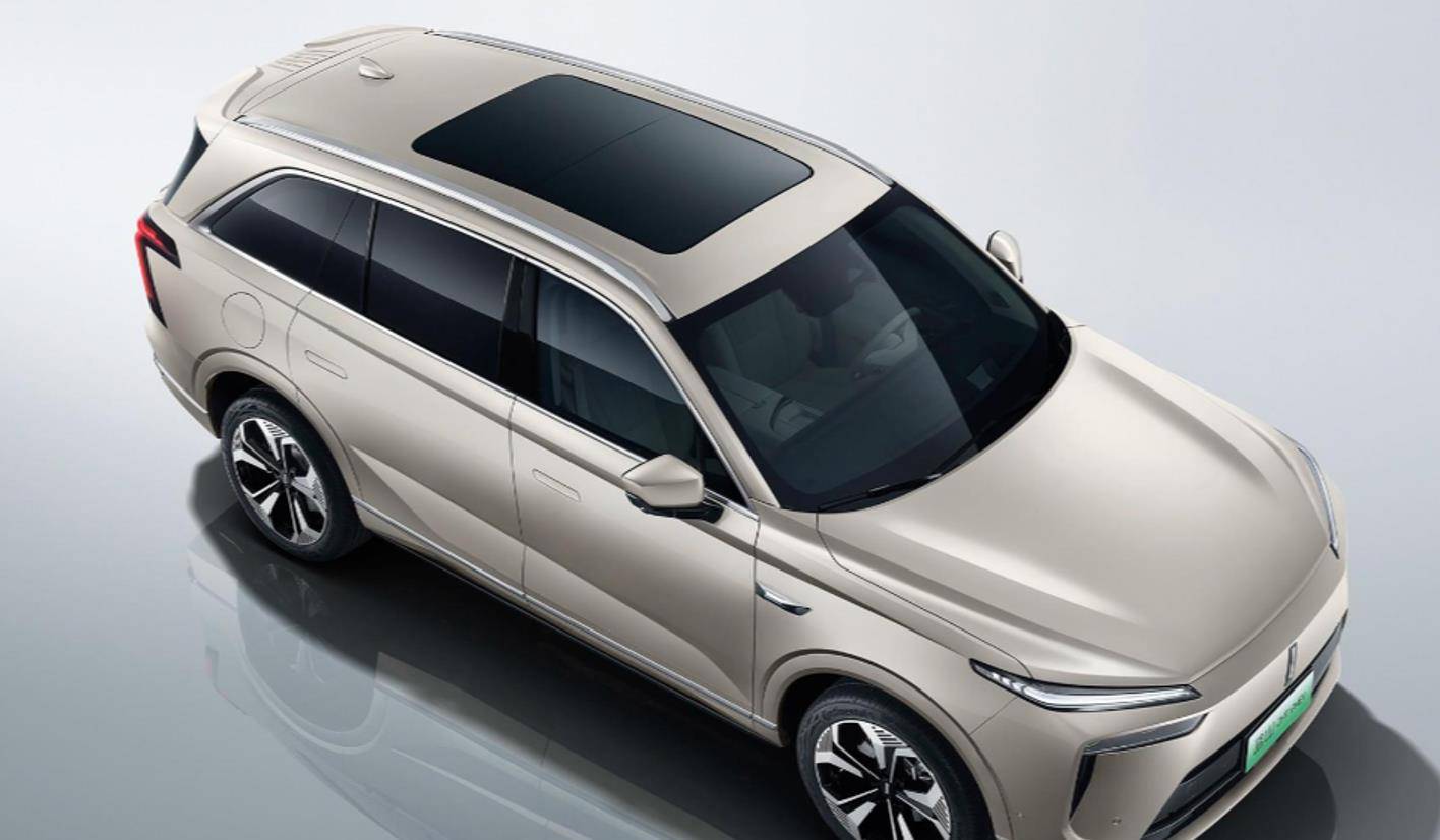 蓝山DHT-PHEV和L8该怎么选？性价比到底是不是卖点？_搜狐汽车_搜狐网