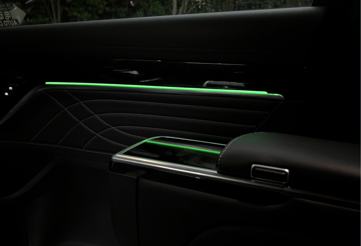 30万预算选购国产豪华MPV，上汽大通G90和传祺M8谁更值得买？_搜狐汽车_搜狐网