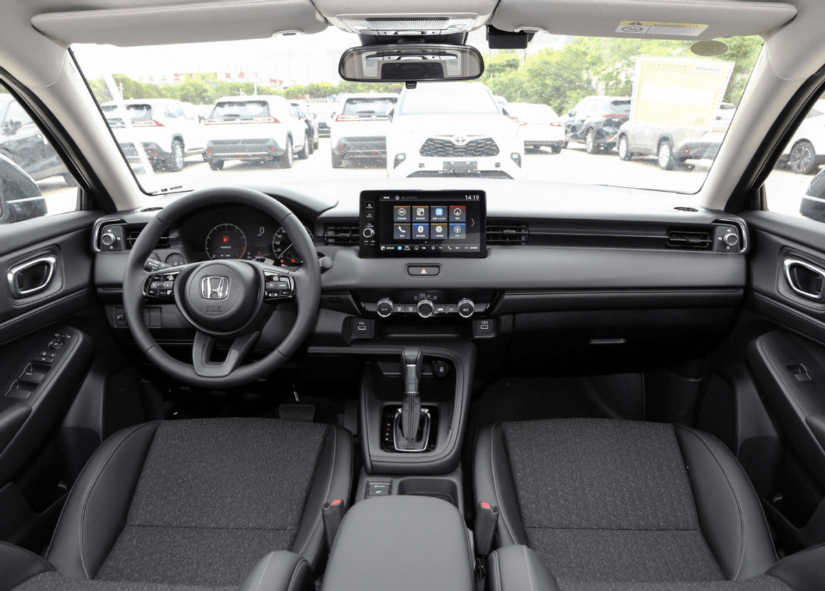 还在领克06 Remix和本田XRV两者之间纠结？这完全是一场没有悬念的战斗_搜狐汽车_搜狐网