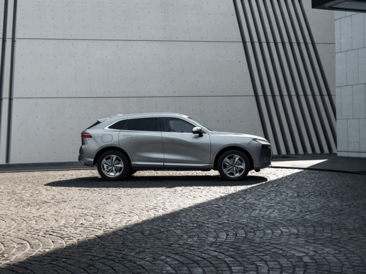 新摩卡DHT-PHEV PK护卫舰07，告诉你什么叫“卷”到没朋友！_搜狐汽车_搜狐网