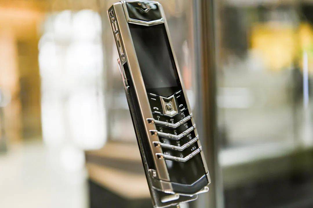 英国奢侈品手机品牌VERTU在cdf三亚国际免税城开设免税首店_服务_用户_全球