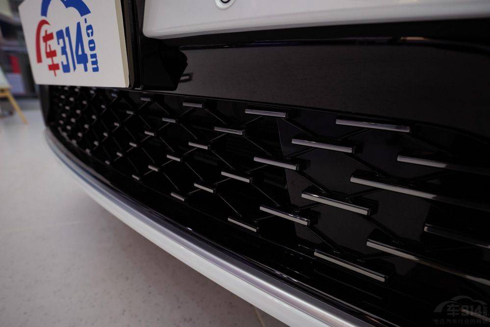 都是30万级国产SUV，智己LS7和小鹏G9，谁更胜一筹？_搜狐汽车_搜狐网