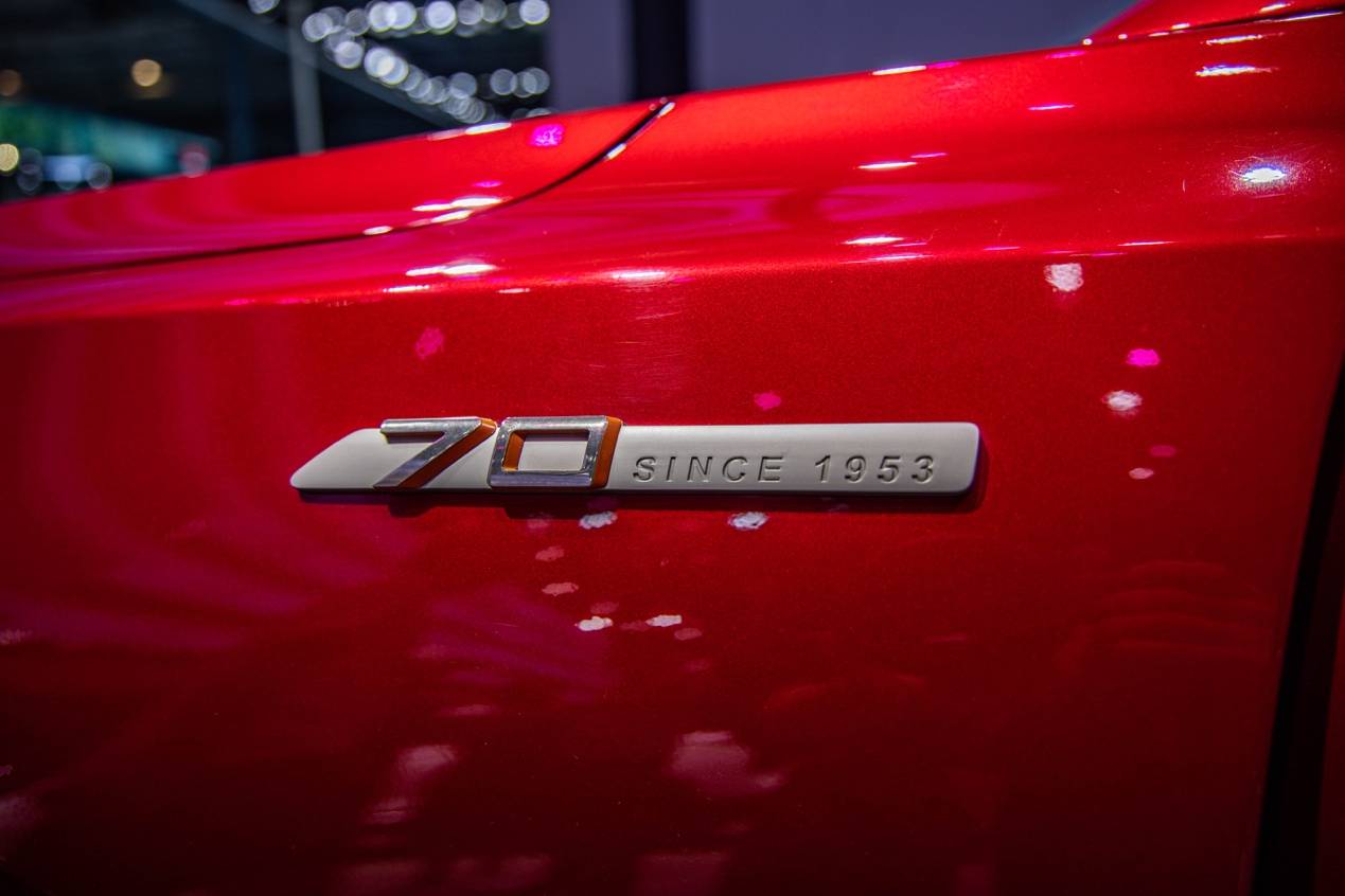 M9、B70纪念版+T90新版OTA：盘点一汽奔腾长春车展诚意「大礼包」_搜狐汽车_搜狐网