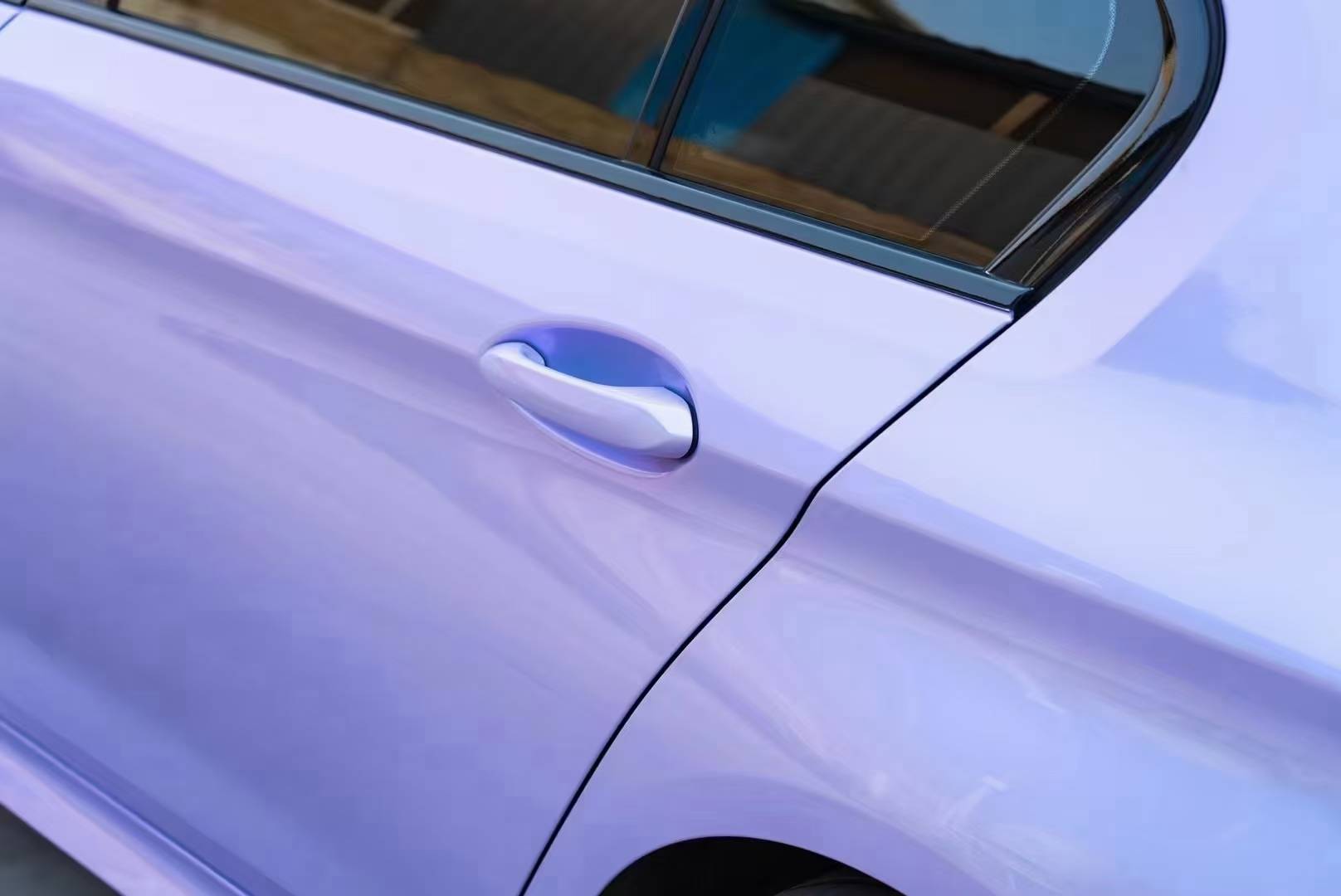 宝马5系EKFILM改色膜梦幻银幻紫，渐变的流光质感满满_搜狐汽车_搜狐网