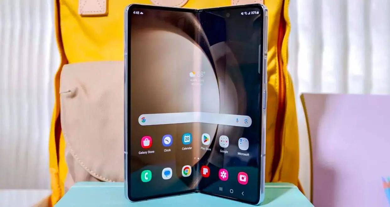 三星 Galaxy Z Fold5 与 Galaxy Z Fold4 全面对比：区别很明显_手机_性能_用户