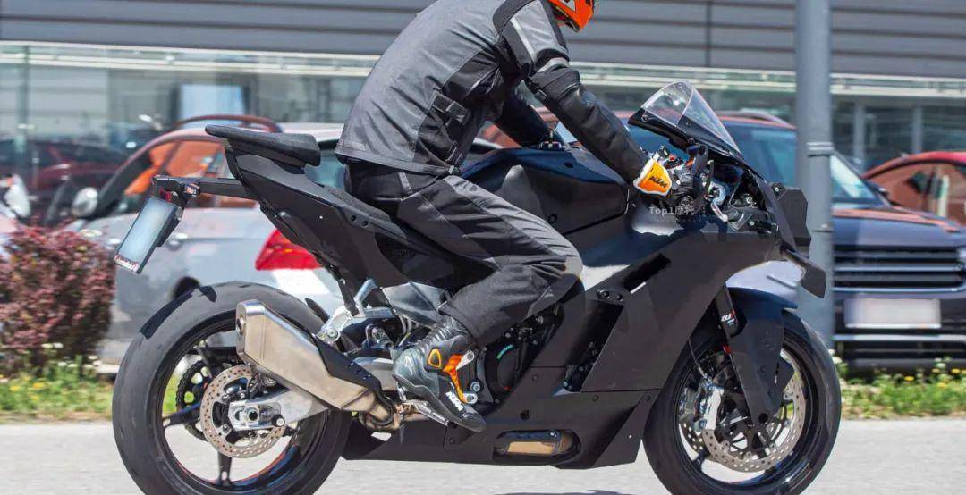 KTM RC990最新路试谍照曝光，MotoGP风格定风翼抢镜_搜狐汽车_搜狐网