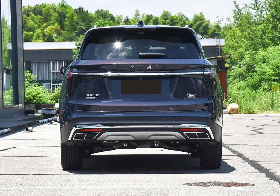 这外观帅还是丑？全新红旗HS7即将上市，换装更大格栅_搜狐汽车_搜狐网