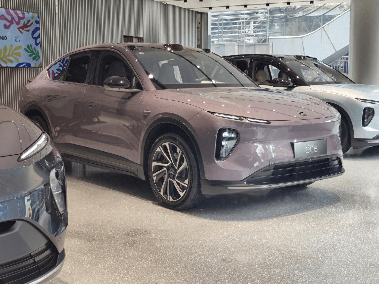 抢先实拍蔚来全新EC6！9月15日上市，主动尾翼+溜背车身太帅_搜狐汽车_搜狐网