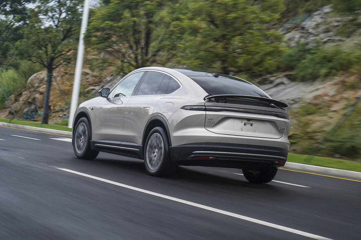 35.8万起！蔚来全新EC6正式上市/基于第二代技术平台打造_搜狐汽车_搜狐网