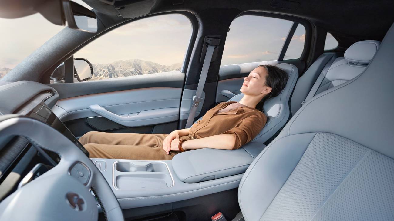 纯电轿跑SUV 蔚来EC6正式上市！售价35.8万元起！_搜狐汽车_搜狐网