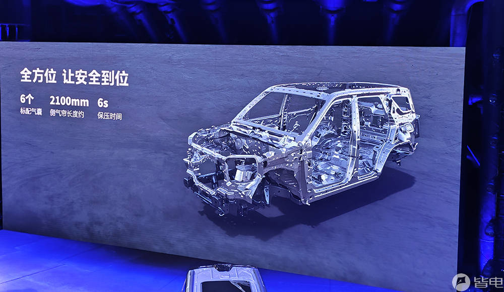 坦克400Hi4-T：非承载式车身+三把锁，越野性能拉满！_搜狐汽车_搜狐网