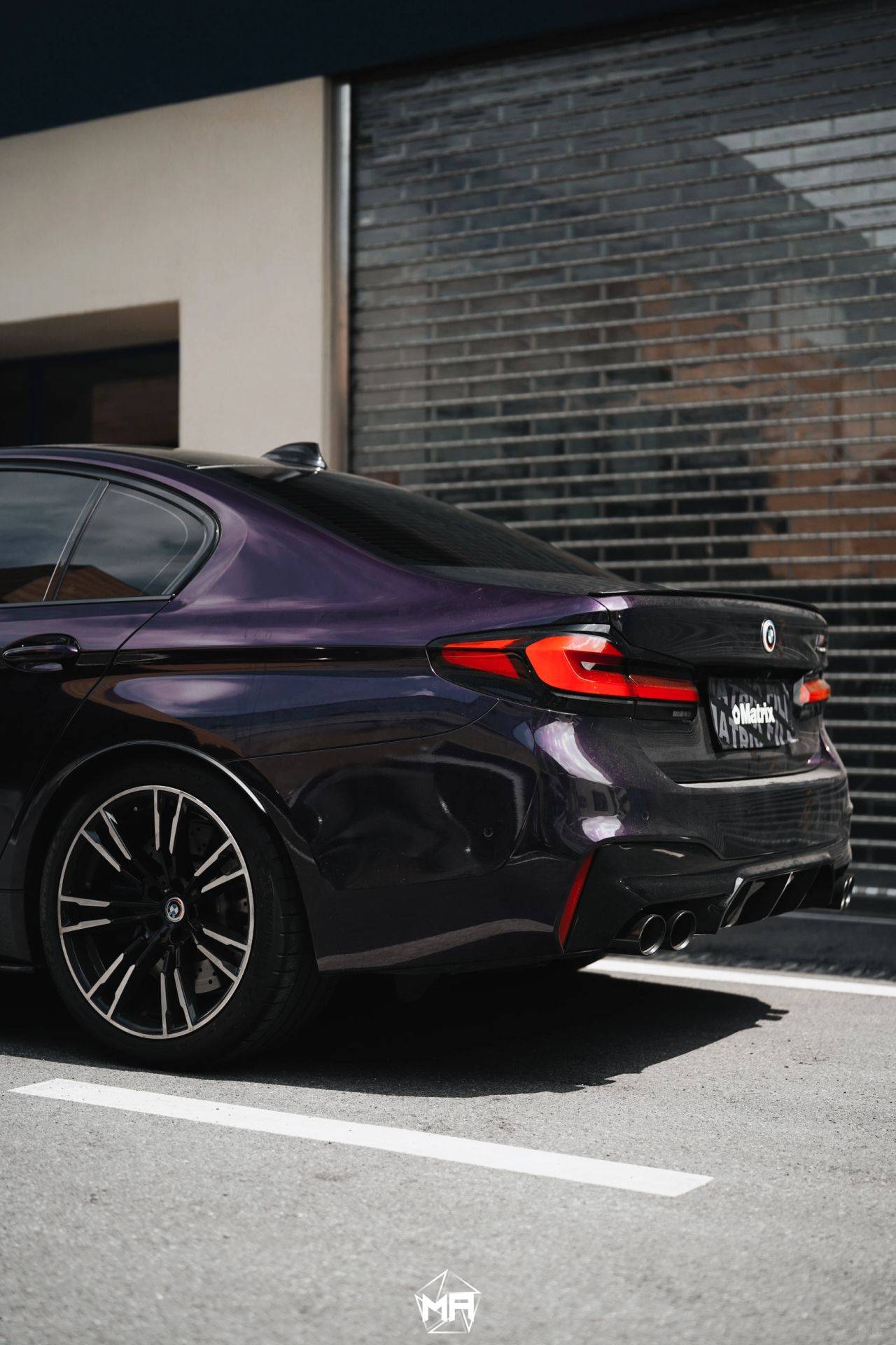 宝马M5-Matrix矩阵改色膜幽灵午夜紫+MA10窗膜，让颜值更加分_搜狐汽车_搜狐网