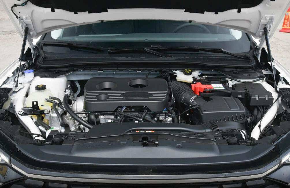 仅14.98万起，入门就配1.5T+8AT，轴距2945mm，全新蒙迪欧能否翻身？_搜狐汽车_搜狐网