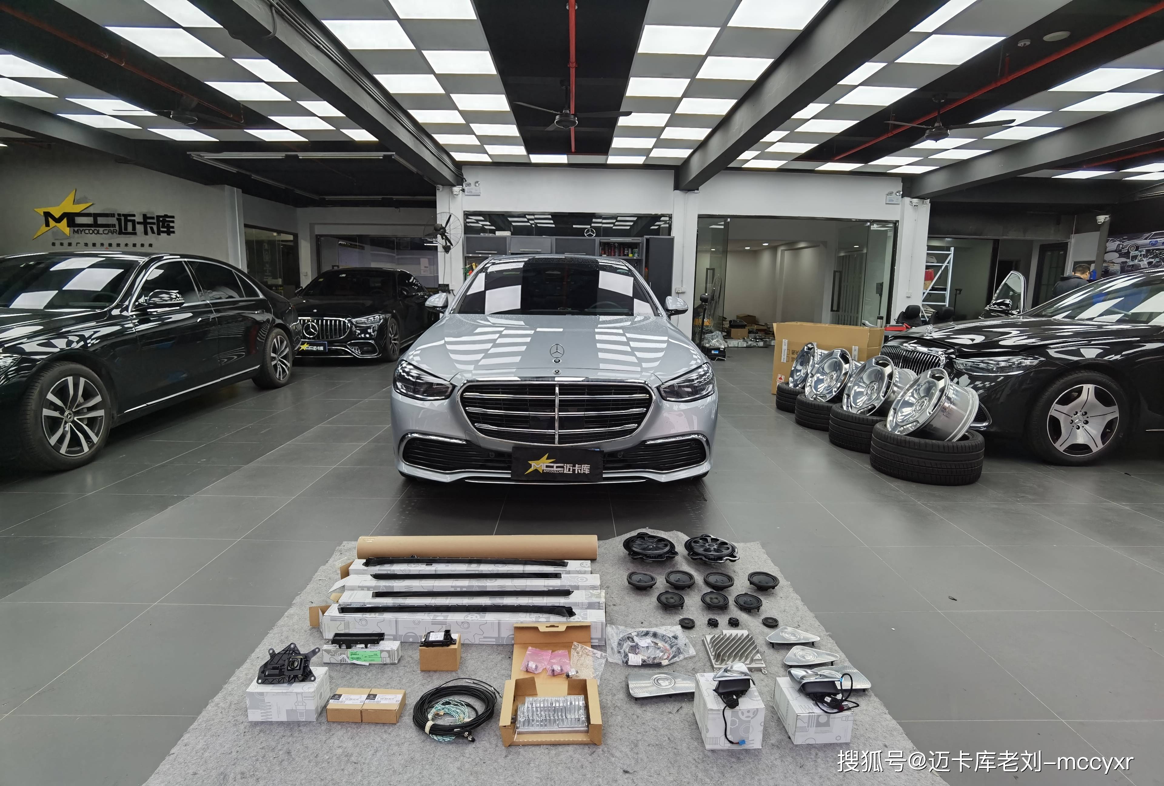 22款奔驰S400L的自我提升，改360全景、柏林之声、主动氛围灯等_搜狐汽车_搜狐网