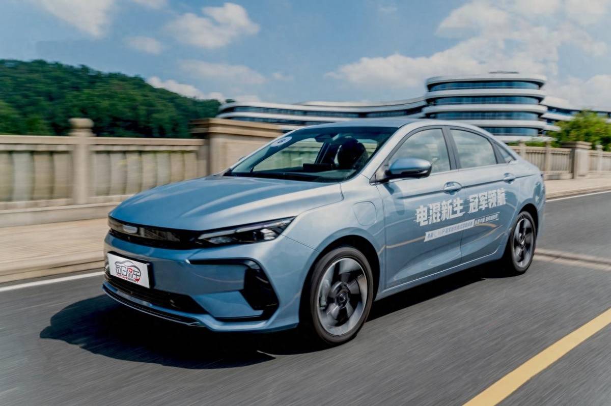 加速后劲更足 引入增程模式改善NVH 帝豪L HiP冠军版试驾评测_搜狐汽车_搜狐网