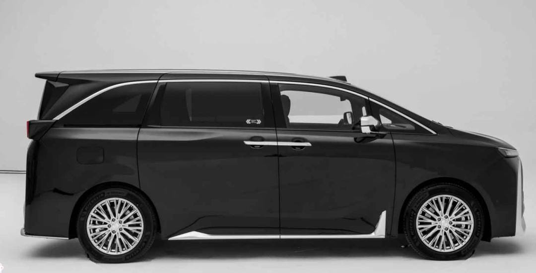 31.88万起！合创V09全新上市，内配冰箱大沙发，首搭激光雷达的豪华纯电MPV_搜狐汽车_搜狐网