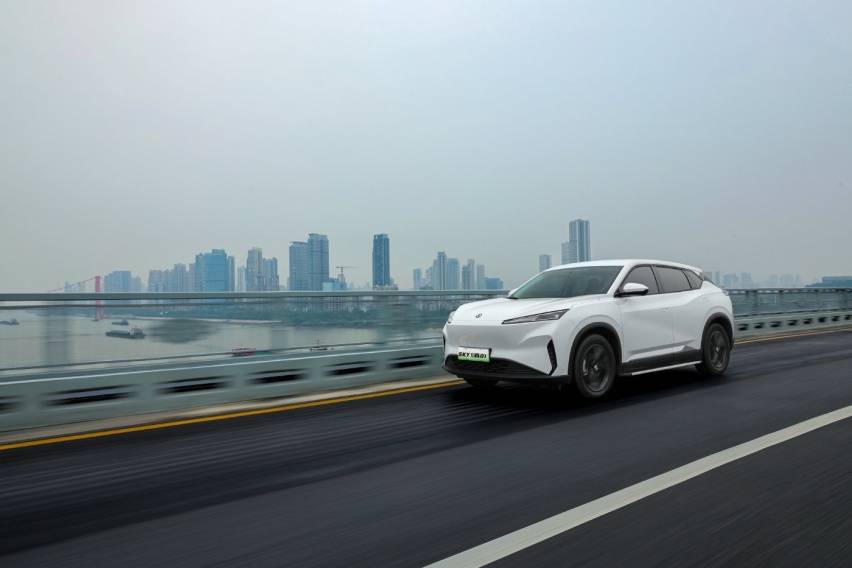 12万级，中型，纯电SUV，东风风神SKY EV01来了！_搜狐汽车_搜狐网