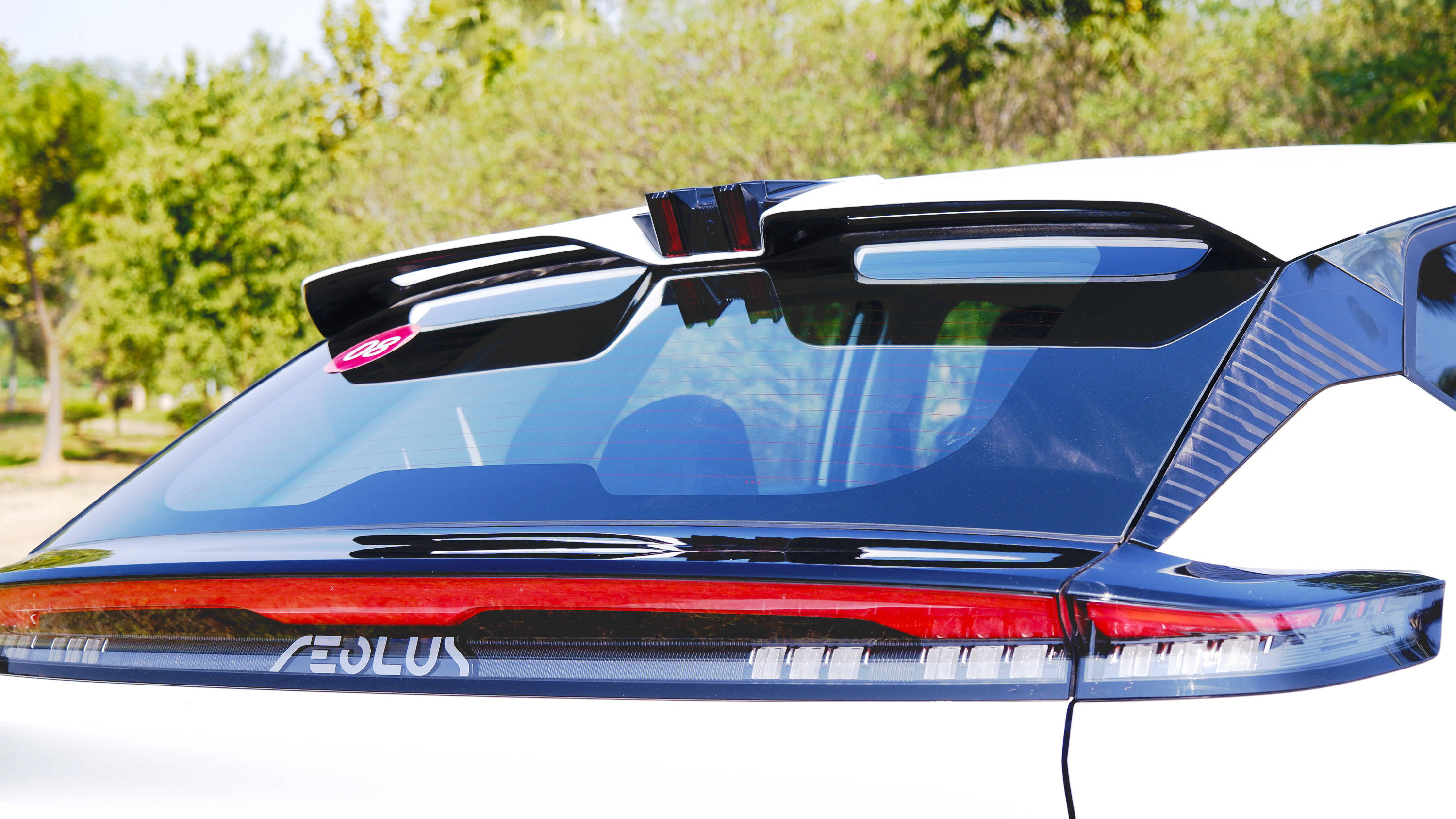 大空间，低能耗，东风风神SKY EV01的实力让同级别对手感到压力山大_搜狐汽车_搜狐网