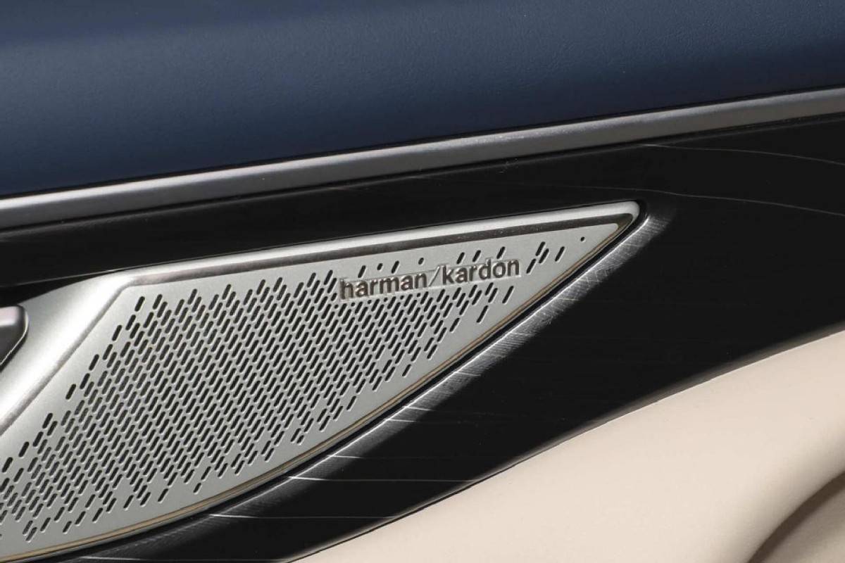 实拍魏牌高山，5.7秒破百标配四驱，才33.58万起，还有加长版可选_搜狐汽车_搜狐网