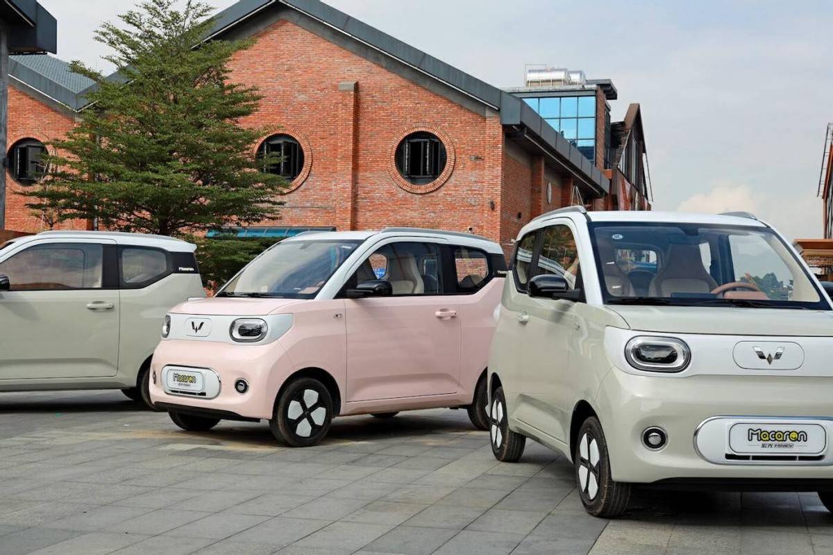 内外全改，新增215km续航+快充，宏光MINIEV第三代马卡龙来了_搜狐汽车_搜狐网