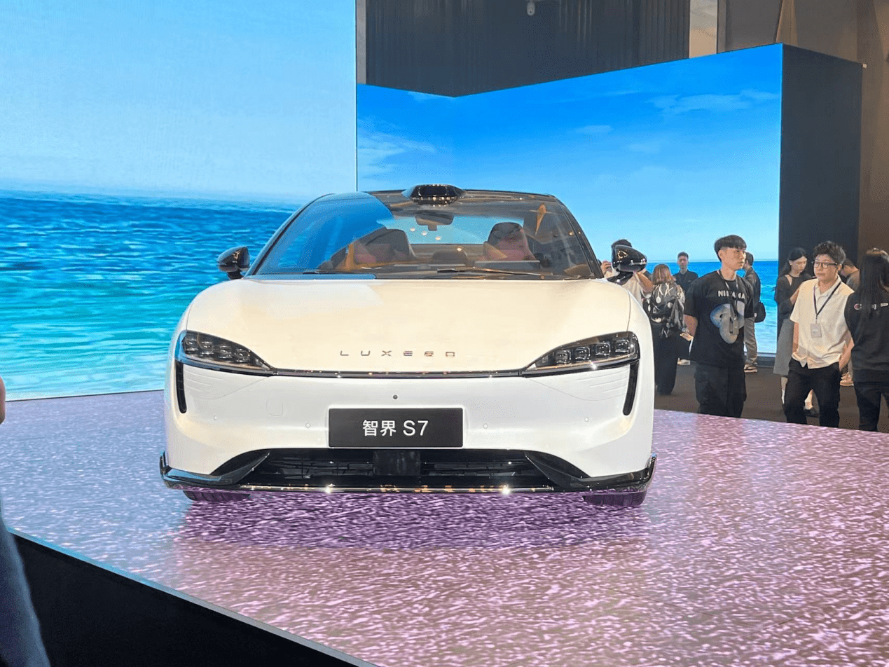 800V快充+800+km续航预售价25.8万起，华为智界S7将11月28日上市_搜狐汽车_搜狐网