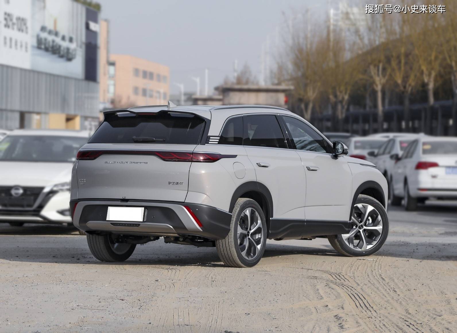 全新混动中型SUV放弃尊严！20.28万车身比肩霸道，续航1200Km要火_搜狐汽车_搜狐网
